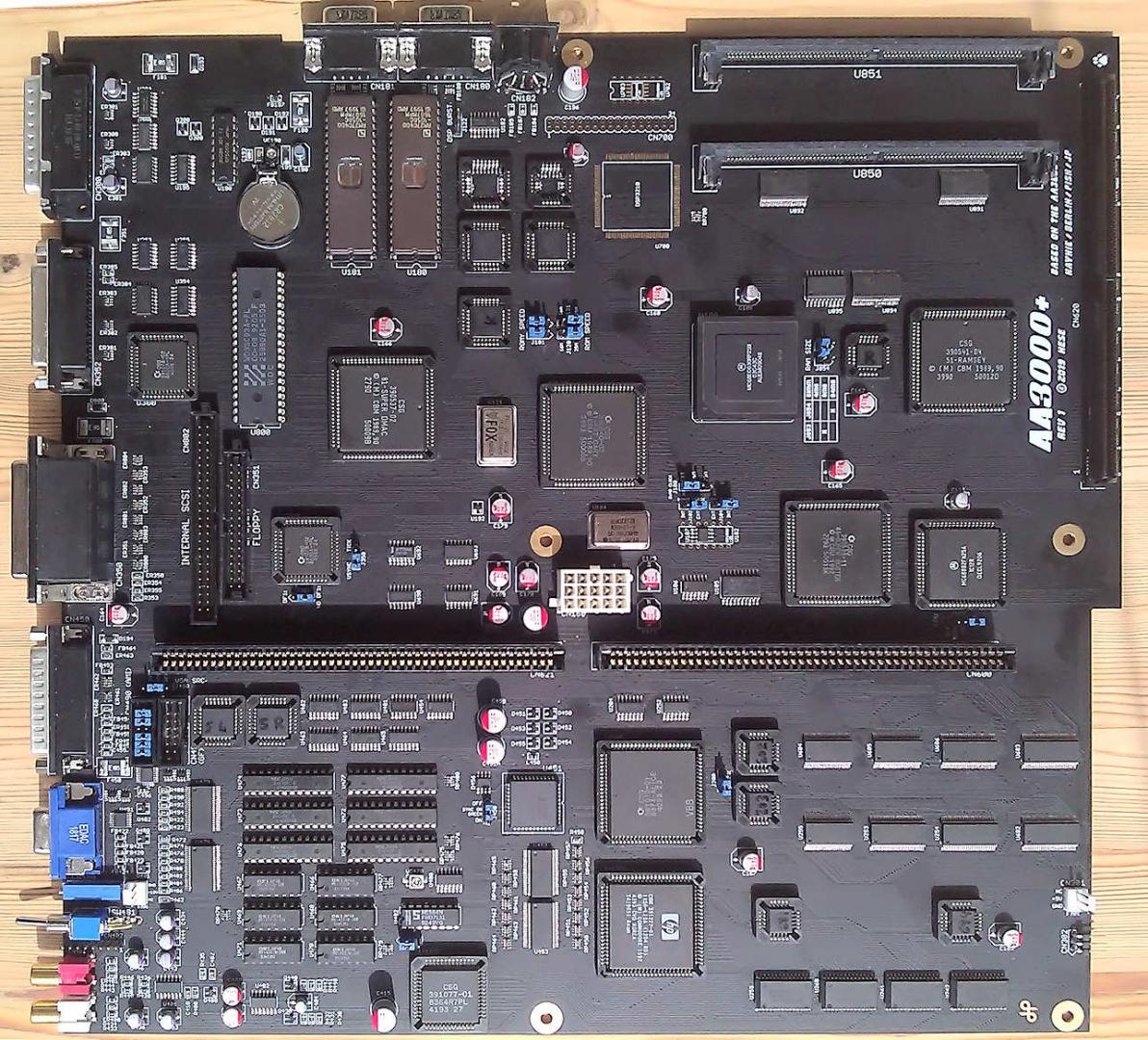 Aa3000 (a3000+) - Amigaportal.cz